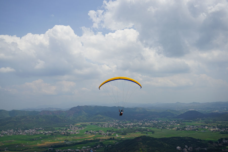 Paragliding Test Flight Successfully Held at Tongshi Mountain of China ...