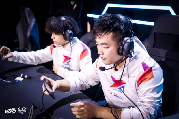 赛事中心 -【常规赛快讯】QG2:0击败TS 创个人竞速赛最悬殊比分- QQ飞车手游 - 腾讯游戏