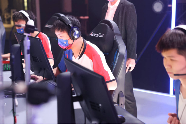 火线报道：【解说锐评】姜姜锐评焦点战AG对阵REC.LGD成败关键因素！ --穿越火线官方网站-腾讯游戏