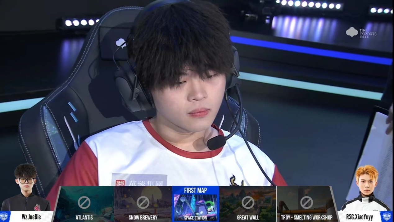 赛事中心 -【亚洲杯快讯】RW.kong无惧鏖战逆风翻盘- QQ飞车手游 - 腾讯游戏