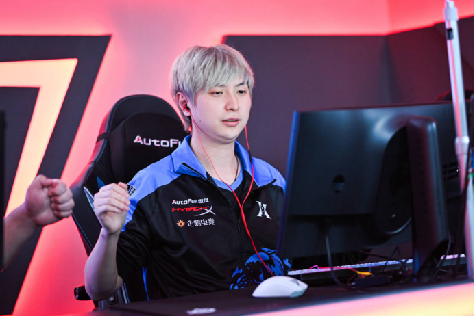 火线报道：AG连续第三次在季后赛后轮面对KZ，这一次谁能笑到最后？ --穿越火线官方网站-腾讯游戏