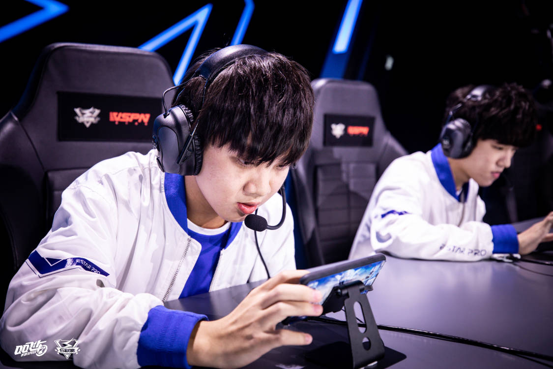 赛事中心 -【常规赛快讯】QG2:0战胜eStar 状态俱佳顺利获胜- QQ飞车手游 - 腾讯游戏