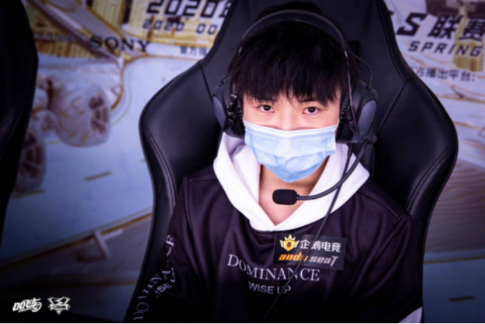 赛事中心 -【常规赛快讯】RSG2:1战胜RNG.M 厚积薄发稳住榜首- QQ飞车手游 - 腾讯游戏