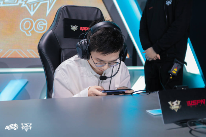 赛事中心 -【常规赛快讯】QG2:0战胜GK QG.宁清三刷纪录- QQ飞车手游 - 腾讯游戏