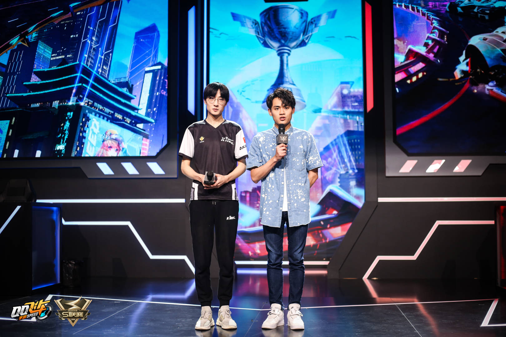 赛事中心 -【常规赛快讯】KING2:1战胜RWK 道具组扎实抓地挽回战况- QQ飞车手游 - 腾讯游戏