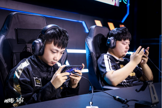 赛事中心 -【常规赛快讯】RNG.M2:0战胜GK 道具赛冷静制敌- QQ飞车手游 - 腾讯游戏