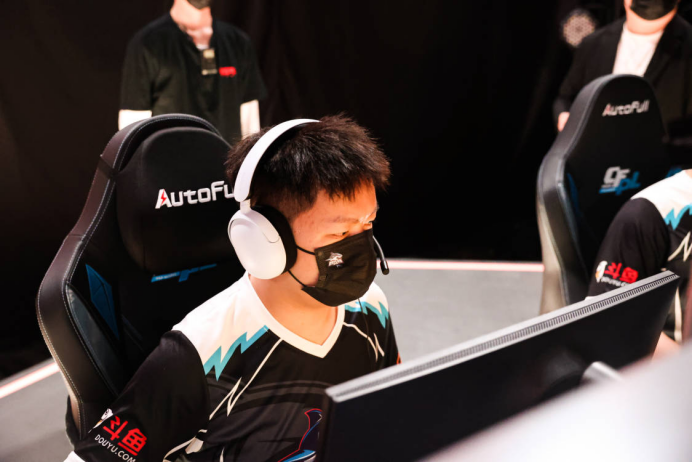 火线报道：REC.LGD能否打破AG不败金身？WE与白鲨开启狙击大战 -穿越火线-CF-官方网站-腾讯游戏-三亿鼠标的枪战梦想