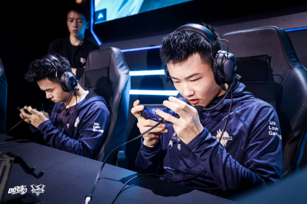 赛事中心 -【常规赛快讯】RSG2:1力克W.EDGM 小钰鏖战强敌- QQ飞车手游 - 腾讯游戏