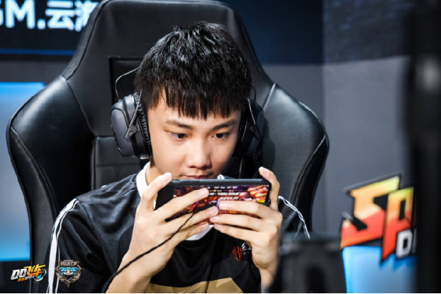 赛事中心 -【亚洲杯快讯】RNGM.云海稳定出色 连拿满分燃爆全场- QQ飞车手游 - 腾讯游戏