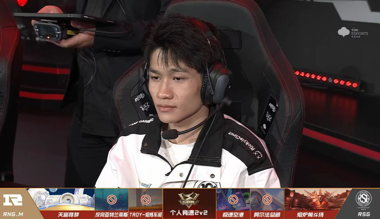 赛事中心 -【常规赛快讯】RSG 2:0战胜RNG.M 赢下“双R”大战- QQ飞车手游 - 腾讯游戏