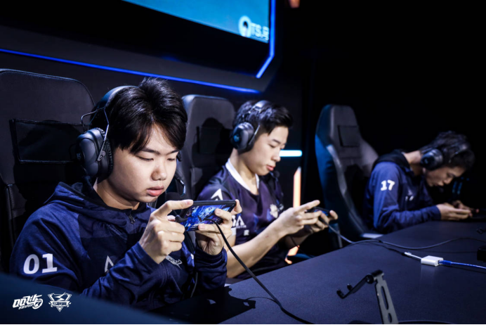 赛事中心 -【常规赛快讯】WLG.EDGM2:1战胜TS 把握先机完美绝杀- QQ飞车手游 - 腾讯游戏