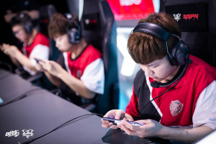 赛事中心 -【常规赛快讯】RSG 2:0战胜RDG 步步为营掌控节奏- QQ飞车手游 - 腾讯游戏