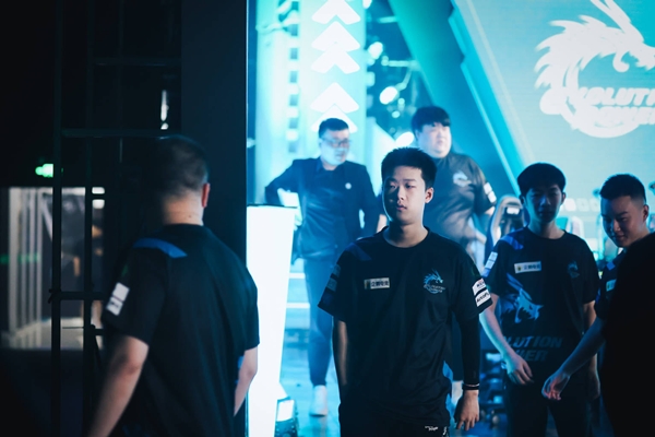 [CFPL]AG再现经典“骗防”战术，EP逆风韧性可圈可点-其他-玩加电竞WanPlus - 玩加电竞