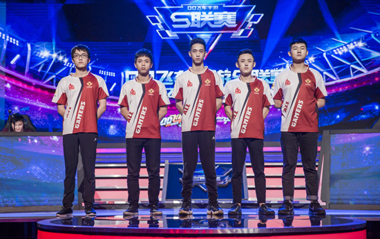 赛事中心 -【快讯】AG2:0轻取GK AG.影随进步喜人- QQ飞车手游 - 腾讯游戏