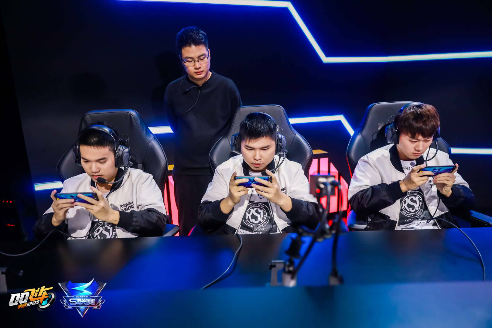 赛事中心 -【常规赛快讯】RSG2:0战胜eStar 强势回归- QQ飞车手游 - 腾讯游戏