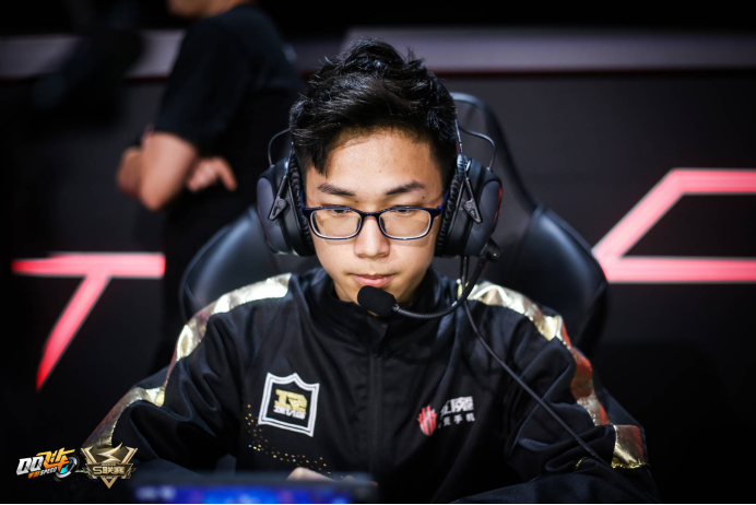 赛事中心 -【常规赛快讯】QG3:2战胜RNG.M 成功进击总决赛- QQ飞车手游 - 腾讯游戏