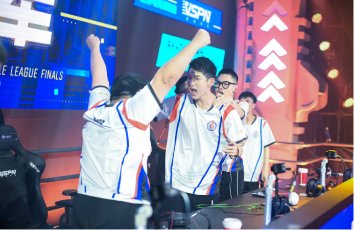 [CFML] 赛事相对论：R.LGD能否从败者组冲出重围进入决赛阶段？-其他-玩加电竞WanPlus - 玩加电竞