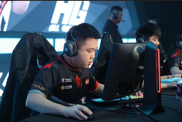 [穿越火线] 泪洒CFS预选赛至两连冠，草根选手嘉玮的逆袭之路-其他-玩加电竞WanPlus - 玩加电竞