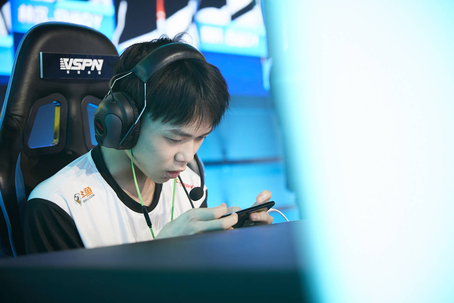 [CFML] 人物志——青尤 ：超级大C巅峰依旧！青尤成白鲨逆境之光-其他-玩加电竞WanPlus - 玩加电竞