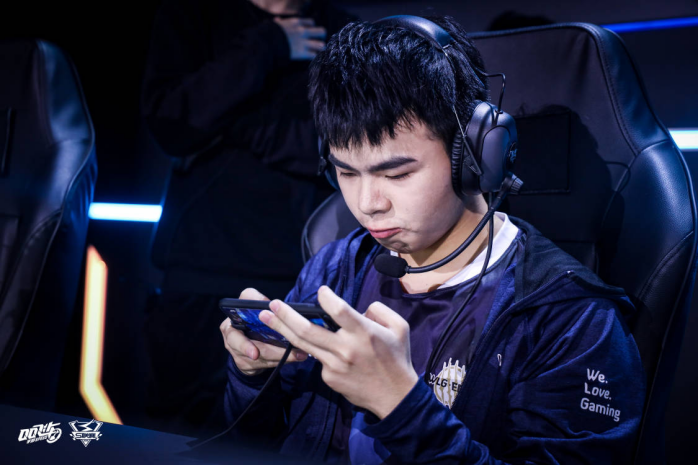 赛事中心 -【常规赛快讯】QG2:0战胜WLG.EDGM 完美发挥找回状态- QQ飞车手游 - 腾讯游戏