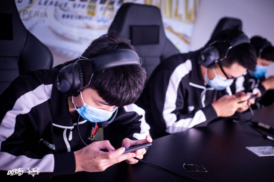 赛事中心 -【常规赛快讯】RDG 2: 1战胜JCR 三轮鏖战终获胜利！- QQ飞车手游 - 腾讯游戏