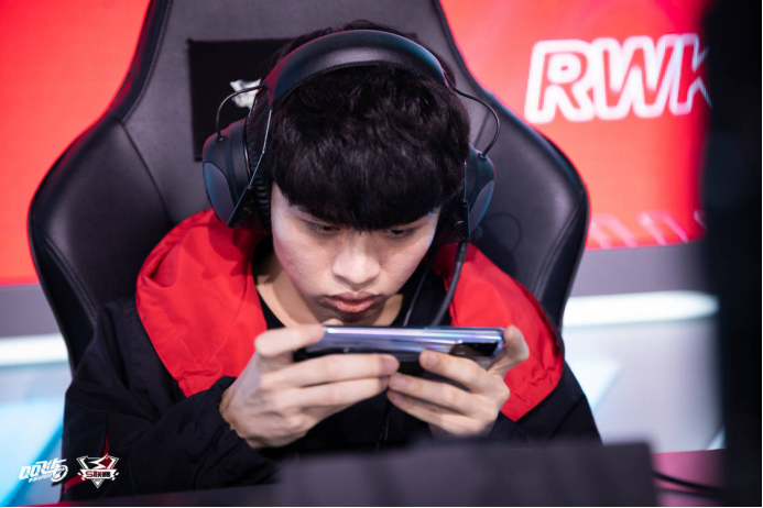 赛事中心 -【季后赛快讯】RSG 3:0战胜RWK 稳扎稳打拿下胜利- QQ飞车手游 - 腾讯游戏