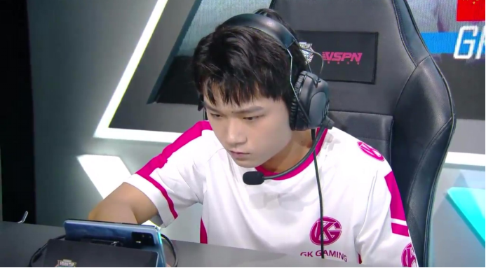 赛事中心 -【亚洲杯快讯】RNGM.YunHai小组胜出 王者风范力压群雄- QQ飞车手游 - 腾讯游戏