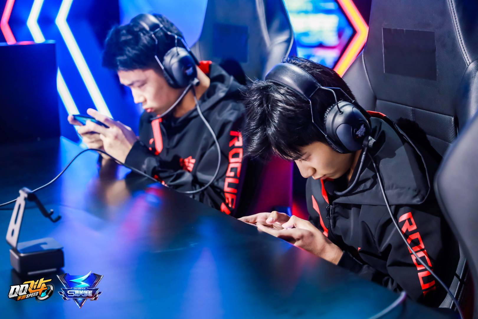 赛事中心 -【常规赛快讯】RNG.M2:0战胜RWK 再现非凡实力- QQ飞车手游 - 腾讯游戏