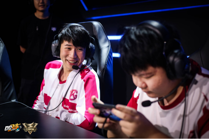 赛事中心 -【常规赛快讯】GKS2:0击败eStar 实力战队越战越勇- QQ飞车手游 - 腾讯游戏