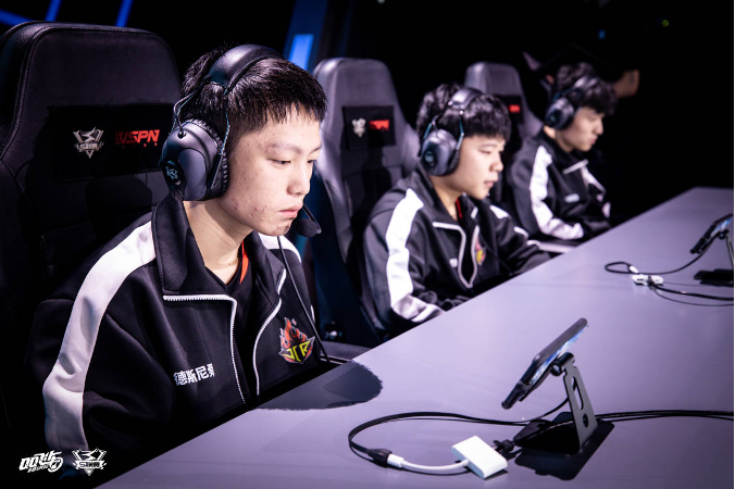 赛事中心 -【常规赛快讯】RDG 2:0战胜JCR 稳扎稳打强势取胜！- QQ飞车手游 - 腾讯游戏