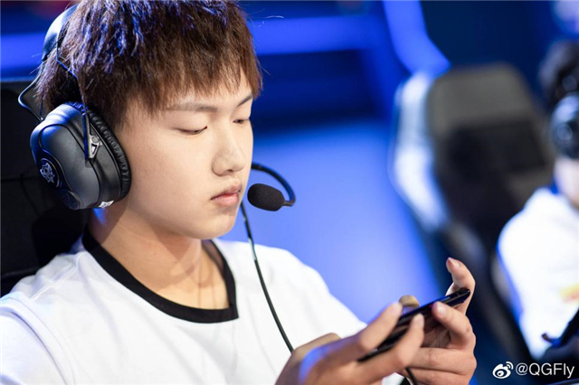 潮流与电竞碰撞，CK腕表首饰 & KPL这次放大招了！-王者荣耀官方网站-腾讯游戏