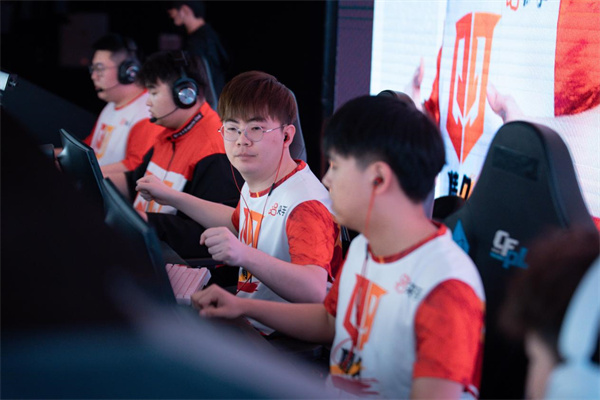 攻略中心-穿越火线官方网站-腾讯游戏