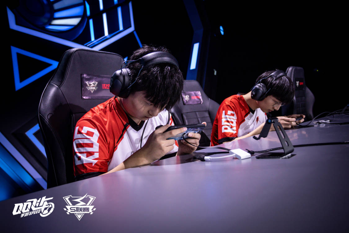 赛事中心 -【常规赛快讯】RDG2:0战胜WLG.EDGM 分工明确配合默契- QQ飞车手游 - 腾讯游戏