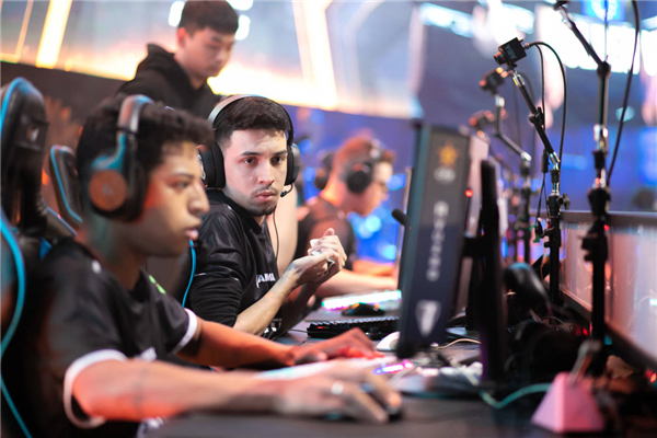 [穿越火线] CFS人物志Lukaum：想去海的那一边-其他-玩加电竞WanPlus - 玩加电竞