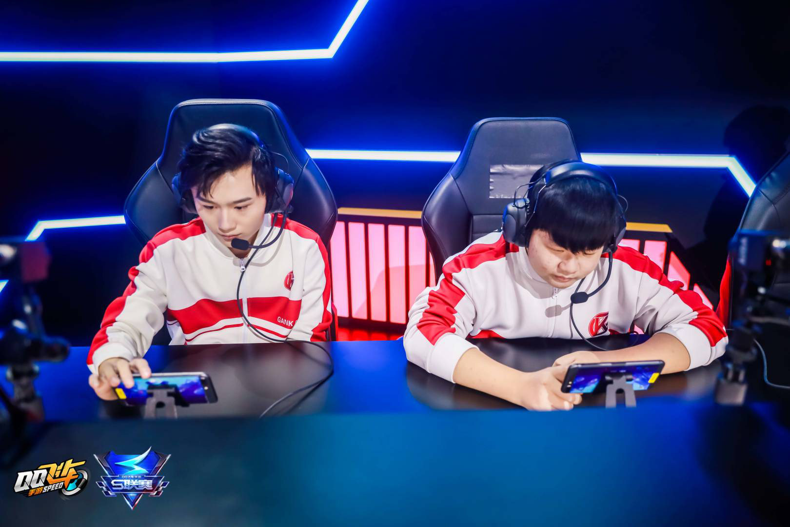 赛事中心 -【常规赛快讯】GKS2:0战胜AG 延续火热状态- QQ飞车手游 - 腾讯游戏