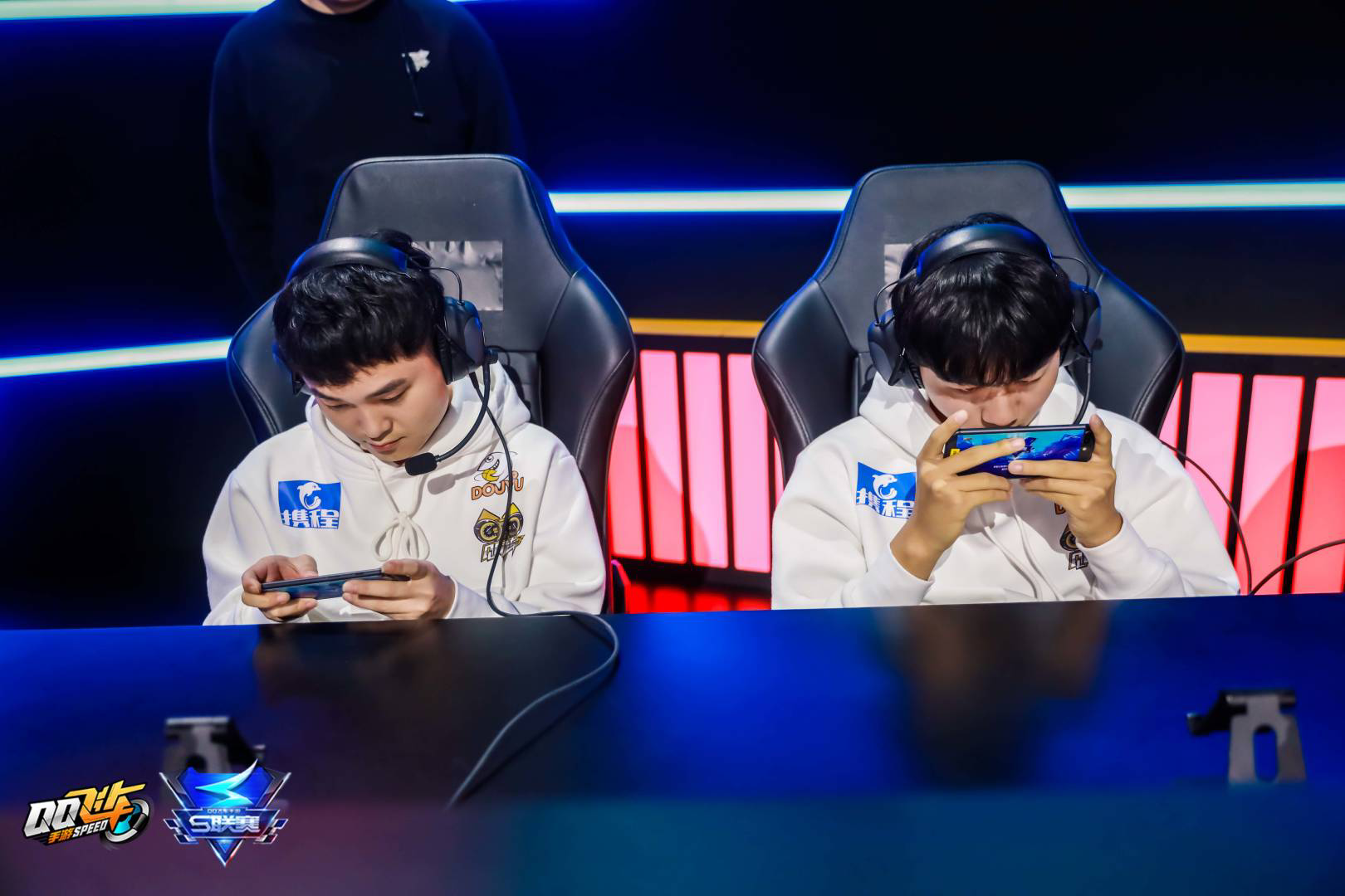 赛事中心 -【常规赛快讯】QG2:0战胜WE 再展雄风- QQ飞车手游 - 腾讯游戏