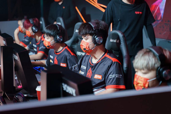 [穿越火线] 欧欧荣膺最佳选手，WE四将闯入击杀TOP5--玩加电竞WanPlus - 玩加电竞