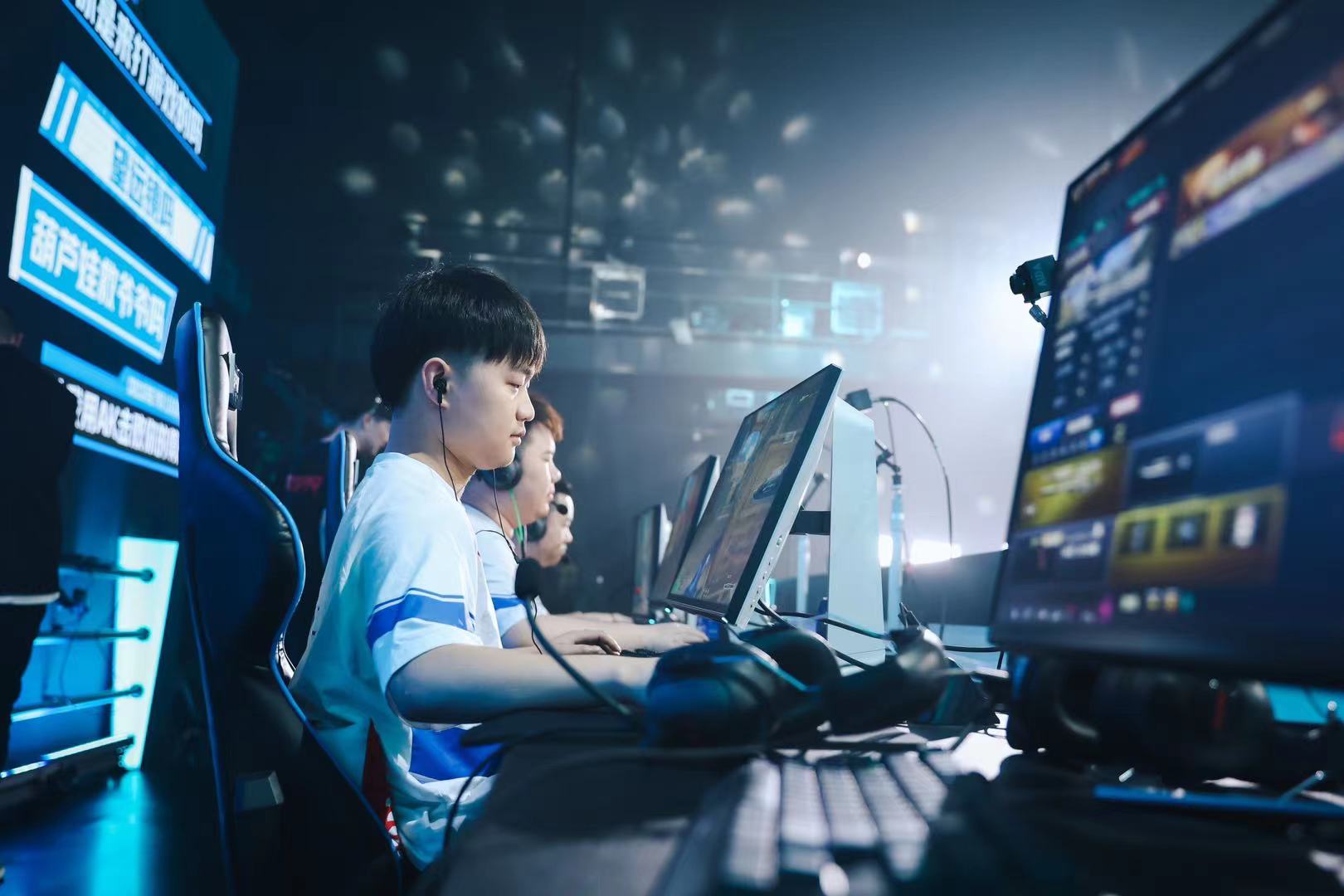 [CFPL] eStar|两位神秘选手即将现身e星 阵容将迎来大变革？-其他-玩加电竞WanPlus - 玩加电竞