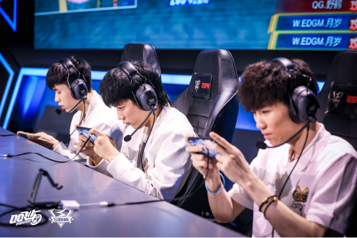 赛事中心 -【常规赛快讯】QG2:0战胜WLG.EDGM QG.宁清屡破纪录- QQ飞车手游 - 腾讯游戏