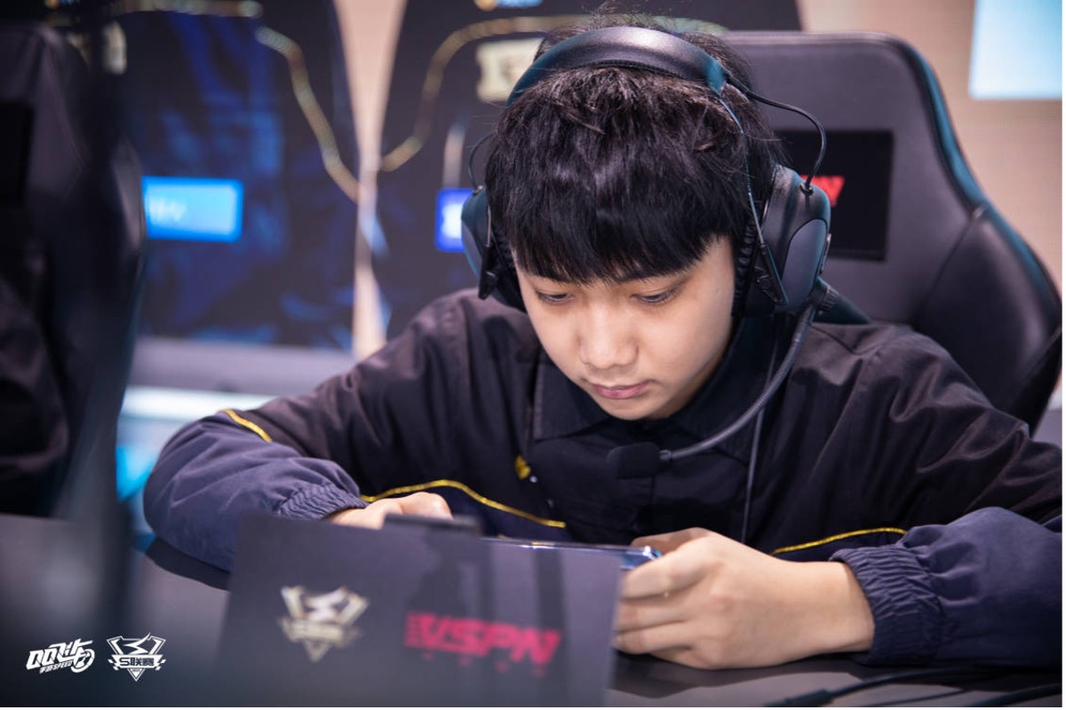 赛事中心 -【常规赛快讯】RNG.M3:0战胜RWK 云海连刷五张赛道纪录- QQ飞车手游 - 腾讯游戏