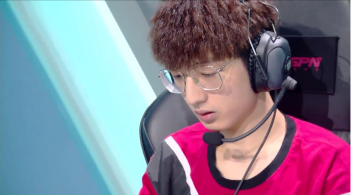 赛事中心 -【亚洲杯快讯】RWK.hong小组胜出 状态稳定强势夺魁- QQ飞车手游 - 腾讯游戏