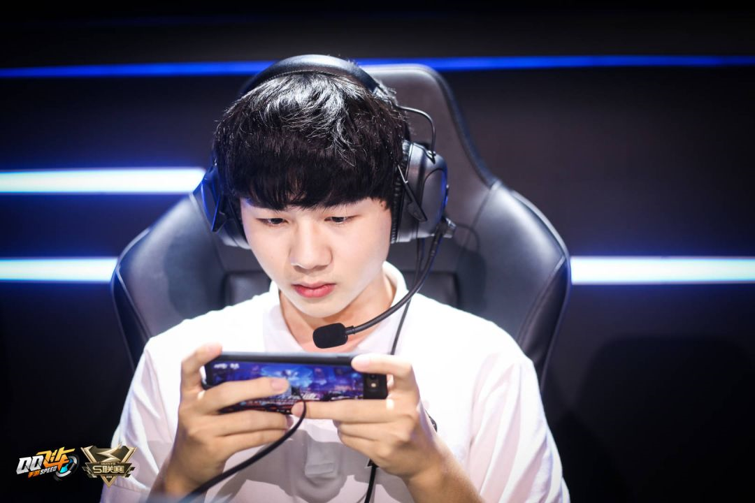 赛事中心 -QG晋级之路——以梦为马，勇攀高峰- QQ飞车手游 - 腾讯游戏