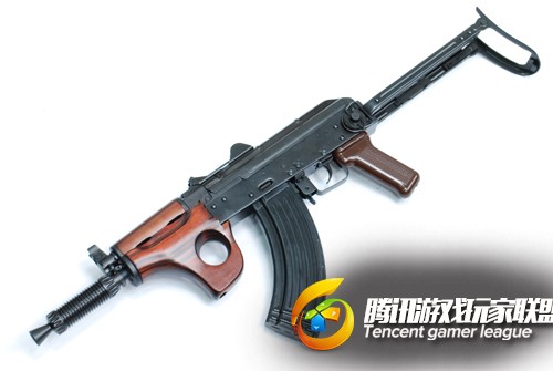 急速穿透劲敌胆寒——AK47突击步枪【火线情报局】